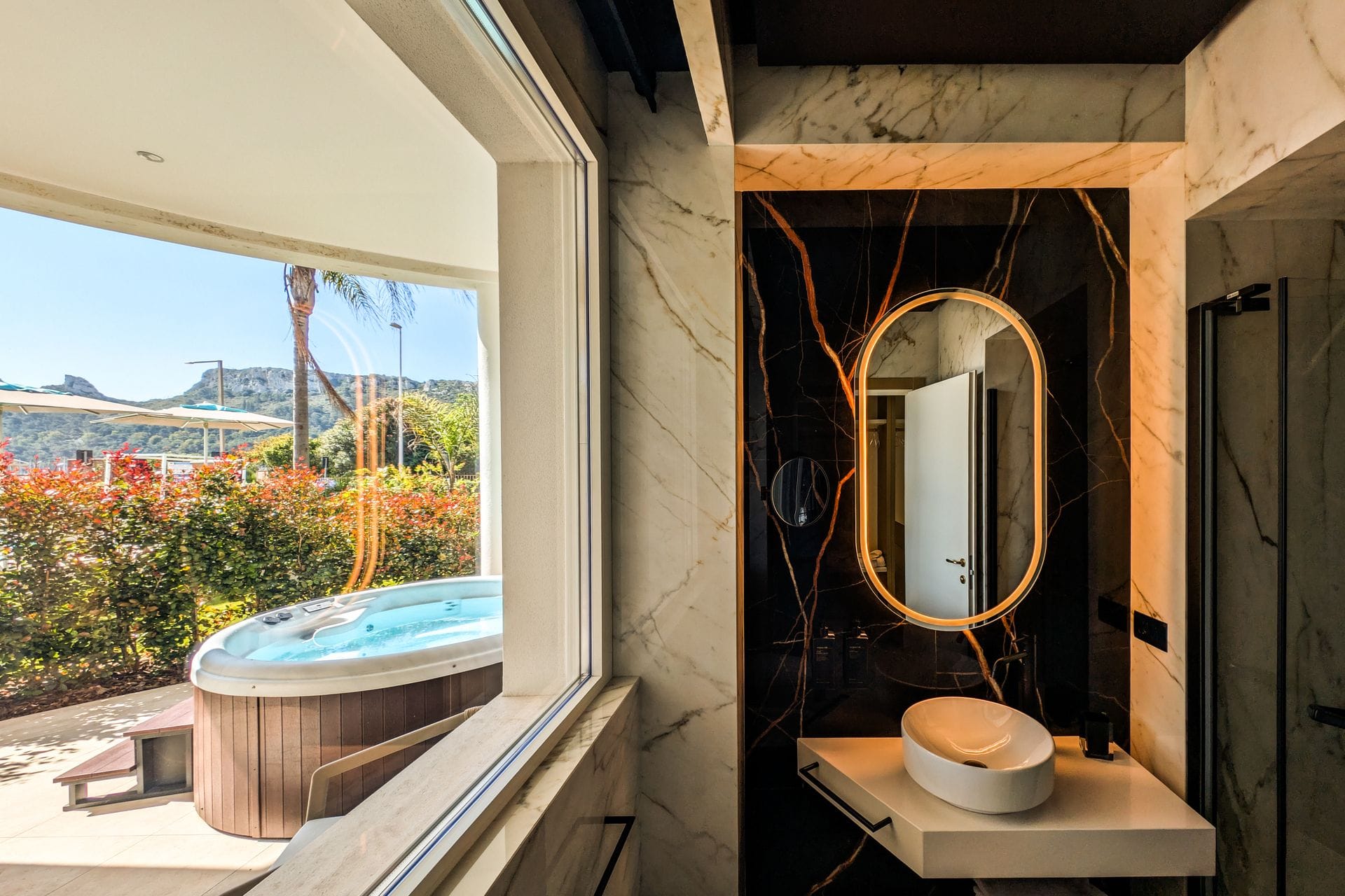 Camera Classic con vasca idromassaggio - Hotel Nautilus Poetto