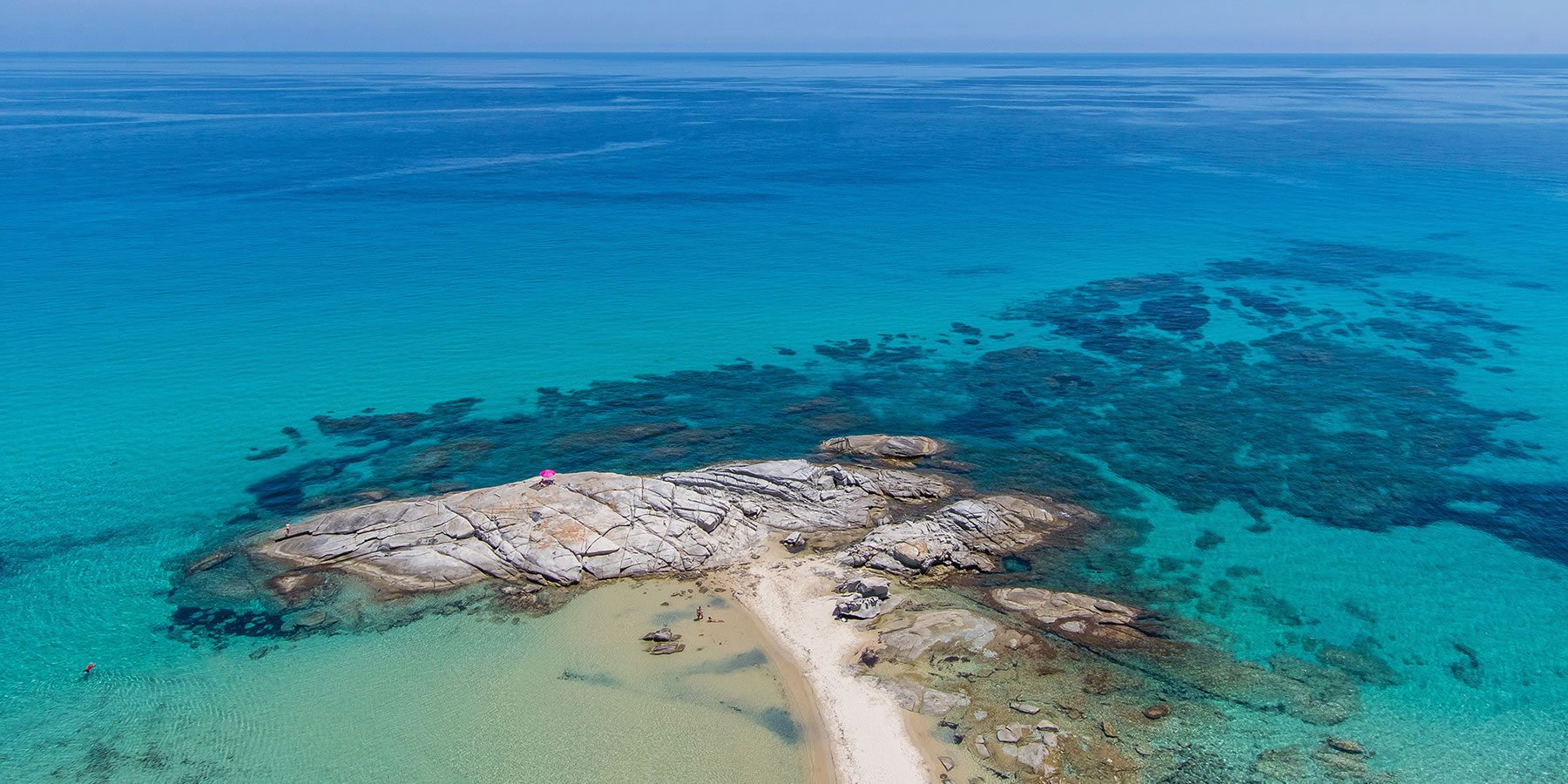 Costa Rei Sardinia, tourist guide and apartments - Piazza Italia